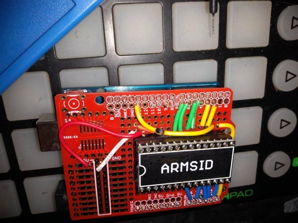 DIY Arduino+SID MIDI synth – doctea